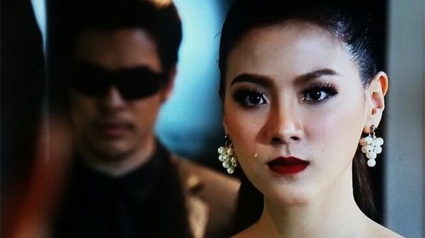 เรื่องย่อละคร บัลลังก์หงส์ ตอนที่ 5 | BUGABOO.TV - Watch Dramas, Series, Movies, Sports ...