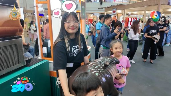 สะเก็ดข่าว : พี่เลี้ยงหมูเด้ง | BUGABOO.TV อัปเดตข่าวใหม่ ข่าวช่อง 7HD คลิปข่าวย้อนหลัง ข่าวโซ ...